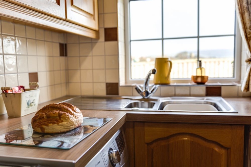 The Old Post Office Holiday Cottage Thorpe Bassett Malton – Traditional ...